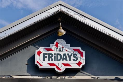 Tgi Fridays Closes A Dozen Restaurants Across America In Just One Month