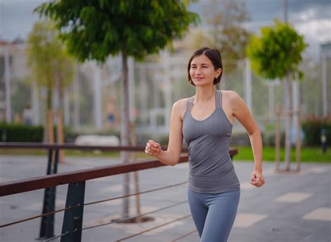5 Easiest Exercises For Slimmer Thighs