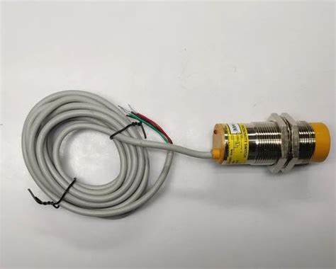 8mm 0 10v Linear Proximity Sensor At ₹ 700 Piece In Mumbai Id