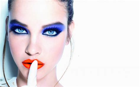 배경 화면 코 피부 말뿐인 턱 립스틱 Eye Liner 아이섀도 화장품 Flash Photography 몸짓