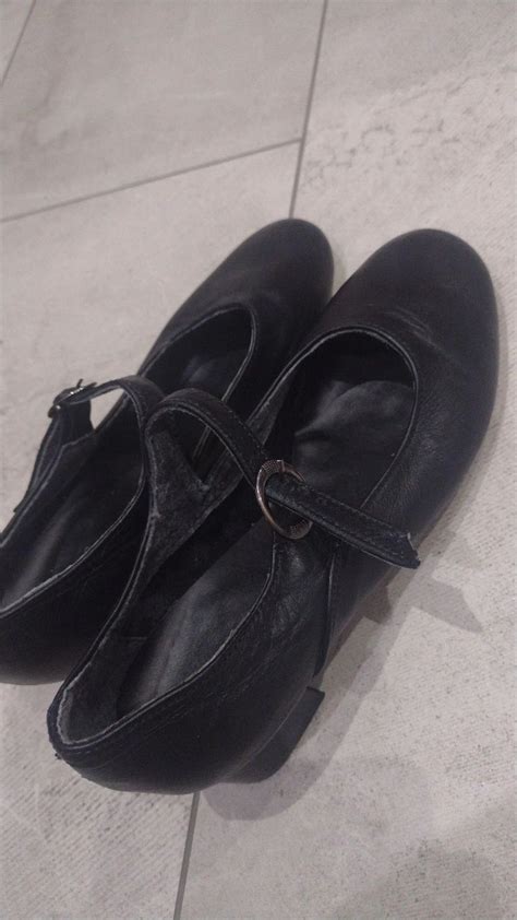 Обувки за народни танци гр Добрич Автогара • Olx Bg