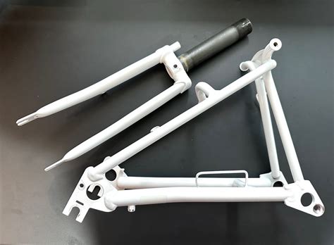 Brompton Steel Fork And Triangle Sports Equipment Bicycles And Parts Parts And Accessories On Carousell