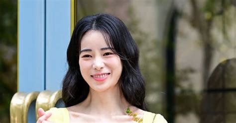 사진 임지연 러블리 하트