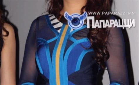 Жүжигчин Мөнхсоёл Би нүцгэн зурагаа гар утсандаа хадгалдаггүй