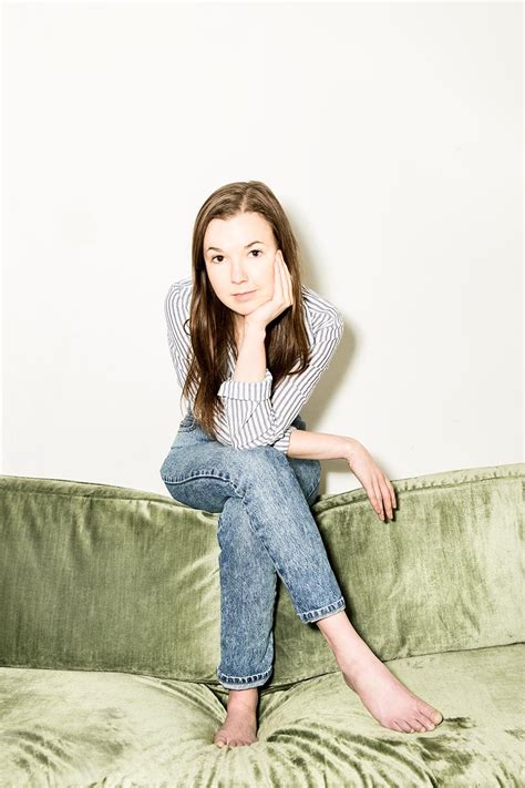 Norah Sadava — Biografi Aktor Film Penghargaan And Fakta