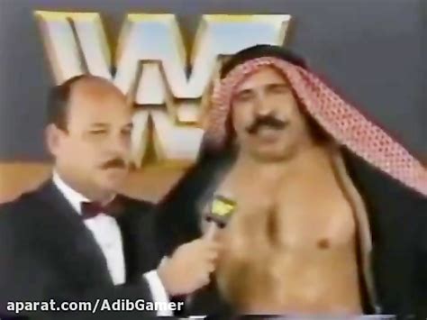 فارسی صحبت کردن آیرون شیخ خسرو وزیری با گزارشگر