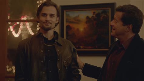 Auscaps Jon Michael Ecker Shirtless In Queen Of The South 1 01 Piloto