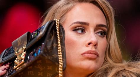 Adele Pour Ses 34 Ans Elle Pose Au Naturel Et Affiche Ses Rides