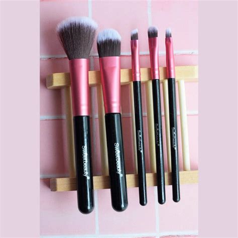 قیمت و خرید ست برس آرایشی سوییت بیوتی مدل Sz 281 مجموعه ۵ عددی