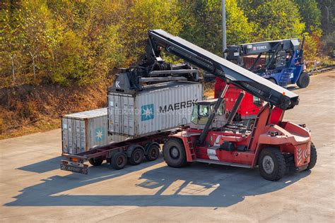 Despre Noi Intermodal Services Rail And Road Terminal In Romania