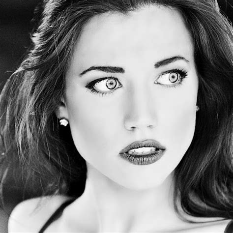 Katie Eichlers Instagram Twitter And Facebook On Idcrawl