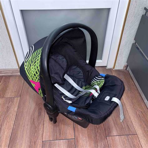 🌈🌈🌈 ДИТЯЧА КОМІСІЙКА🌈🌈🌈 Чудовий килимок від Taf Toys дуже цікавий для дитинки є контрастні