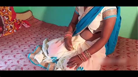 Brother In Law Rubbing The Wall In White Saree Saw Her Pussy And Ass Fuck Anal Sex Xxx Mobile