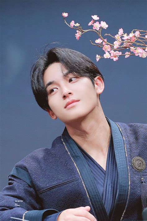 Pin By Somethinngs On CHUUBABES Mingyu Mingyu Seventeen Pledis