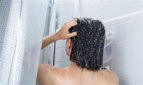 People Are Triggered After Doctors Issue Warning About Taking Hot