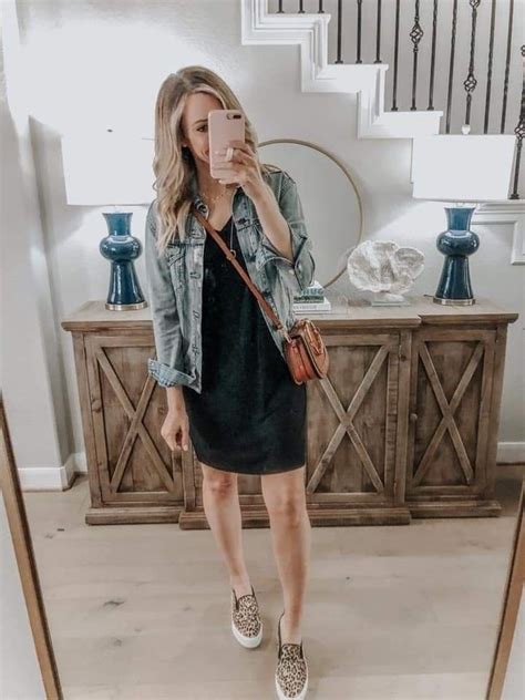 Pin By Rachael Hart On Outfit Inspo Black Women Fashion Older Women