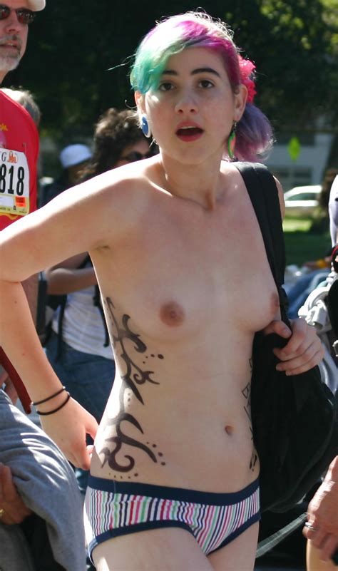 Alternative Hippy Chicks Outside Porn Pictures XXX Photos Sex Images 510756 PICTOA