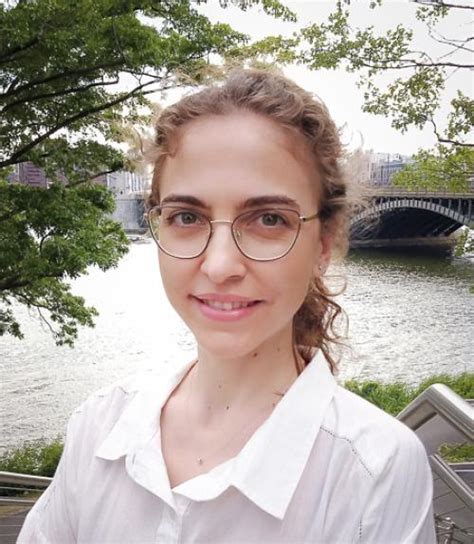 Helena Aparicio