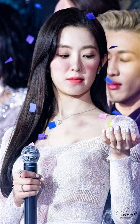 191227 Kbs 대축제 아이린 Tác Giả Ka Ming Album Trên Imgur 아이린 중세 드레스 레드