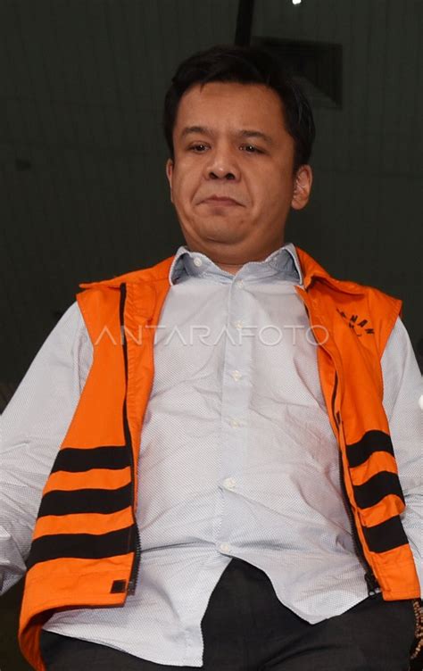 Pemeriksaan Raoul Adhitya Antara Foto