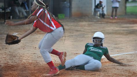 Why Jawan Bailey Wants Josey Girls Basketball Players In Fall Sports