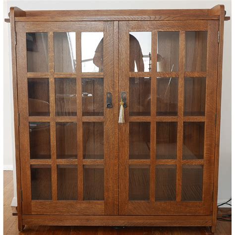 Stickley Double Door Bookcase With Glass Doors Aptdeco