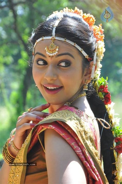 Rakul Preet Singh Cute Stills Photo 5 Of 84