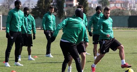Akhisar Belediyespor da eksik sıkıntısı Son Dakika Spor Haberleri