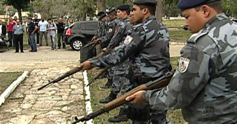 G PM morto em tiroteio na Rocinha é enterrado honras militares notícias em Rio de Janeiro