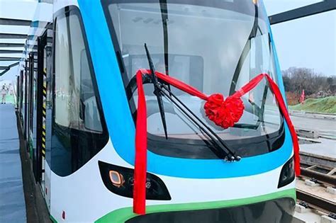 Huangshi Inaugurates Catenary Free Tram Line Metro Report