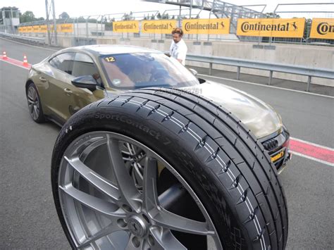 Нови летни гуми CONTINENTAL Гуми 90 бр. 2023 г. Летни гуми 325 mm 35 23 ...