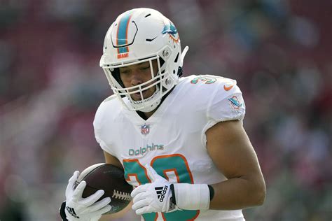Miami Dolphins Agree To Three Year Extension With Fullback Alec Ingold