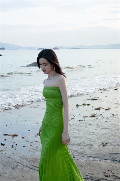 陈都灵