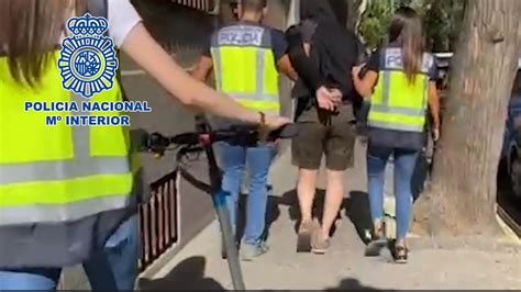 Madrid Cazado El Ladrón Que Robaba A Ancianos En Cajeros Y Huía En
