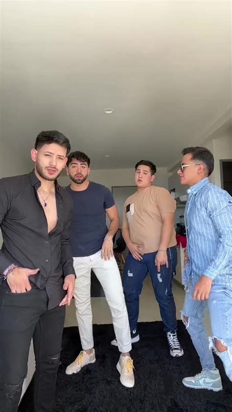 ¿a Quien Les Presento 🔥 Ulises Ronces Soyeldennis Mau Vizgarra