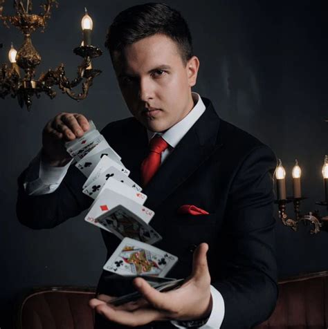 2amazing Magic Show 😱🤯🌹🤣 Magicshow Amazing Magic Fyp Foryourpage