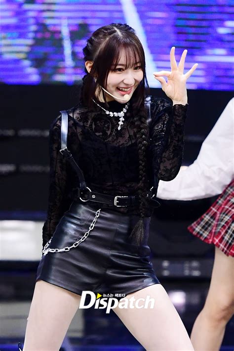 [현장포토] 고혹미 물씬 이채연 Mz 뱀파이어 디스패치 뉴스는 팩트다