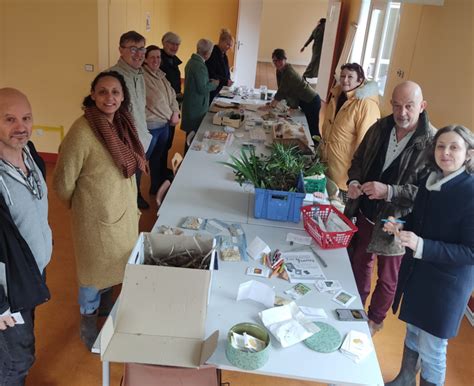 Troc de graines avec le CFI Poigny la Forêt