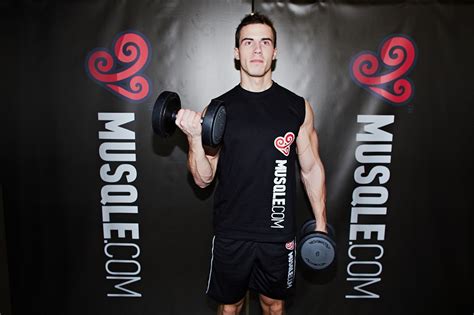 Dumbbell Alternate Bicep Curl Musqle
