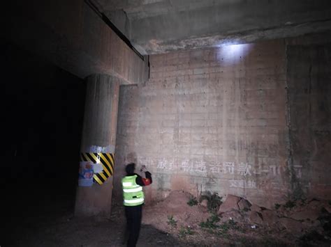 路产管护一大队开展震后安全隐患排查 四川成德南高速公路有限责任公司
