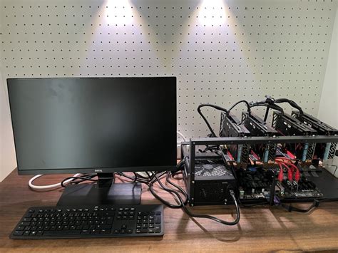 MINER MINING RIG X SAPPHIRE Pulse Radeon RX XT
