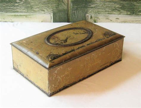 Antique Tin Box Artstyle Chocolate Co Lift Off Insulated Lid 1910s