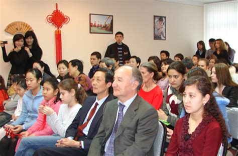 塔什干孔子学院举办春节联欢会 兰州大学新闻网