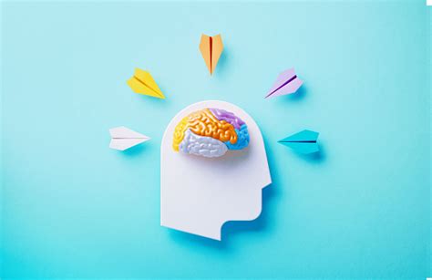 신경 다양성과 창의성 개념 파란색 배경에 흰색 인간 기호와 다채로운 종이 비행기 0명에 대한 스톡 사진 및 기타 이미지 0명 3차원 형태 개념 Istock