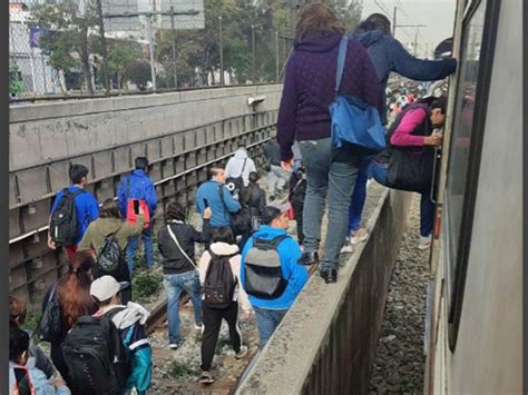 Metro Cdmx Hoy Parándose En Cada Estación 10 Minutos