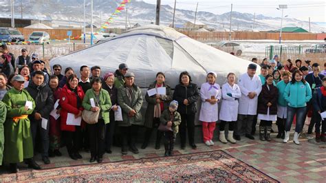 Халдварт болон халдварт бус өвчнийг эрт илрүүлэх цогц үзлэг Манхан сумаас эхэллээ