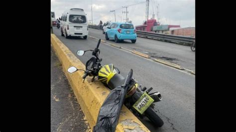 Fatal accidente Mueren motociclistas al ser arrollados por un Mexibús en la en Ecatepec