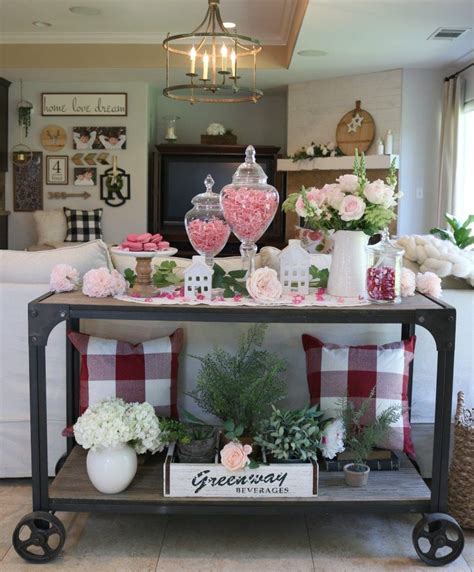 10 Simple Savvy Ideas For Budget Valentines Day Decor Valentines Day