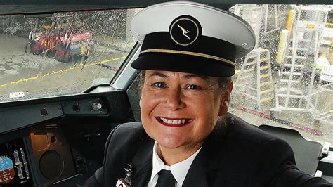 Qantas Pilot Davida Forshaw Sues Airline Over Alleged Sexual Harassment