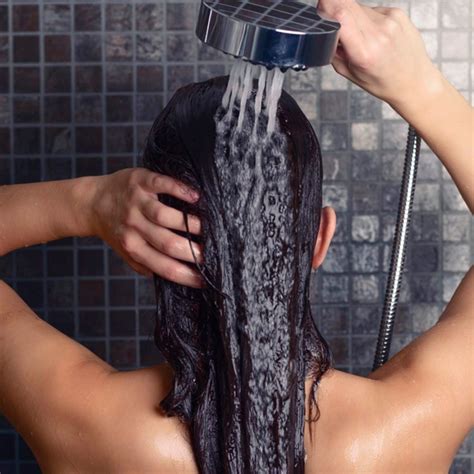 How To Get Shiny Hair 13 Tips That Really Work Readers Digest
